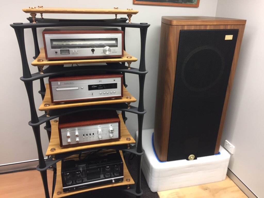 Luxman PD-171A Turntable Installation | LiQUiD AUDiO