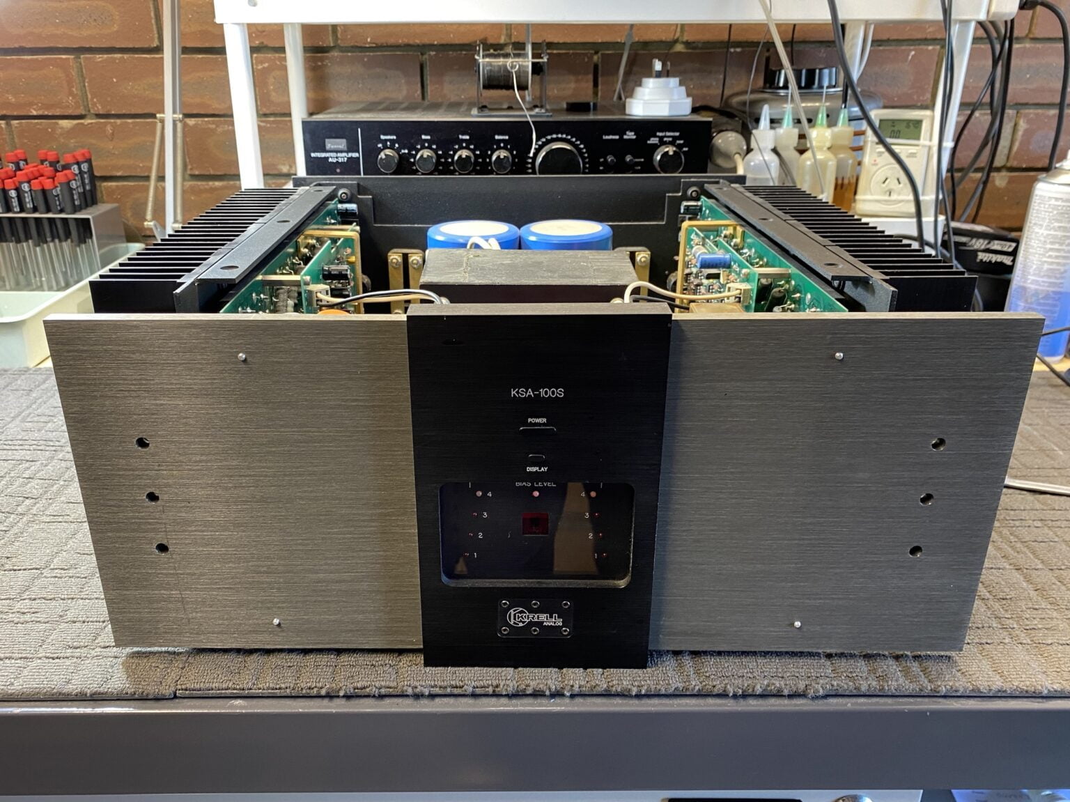 Stunning Krell KSA-100S Amplifier Repair, Restoration & Review | LiQUiD AUDiO