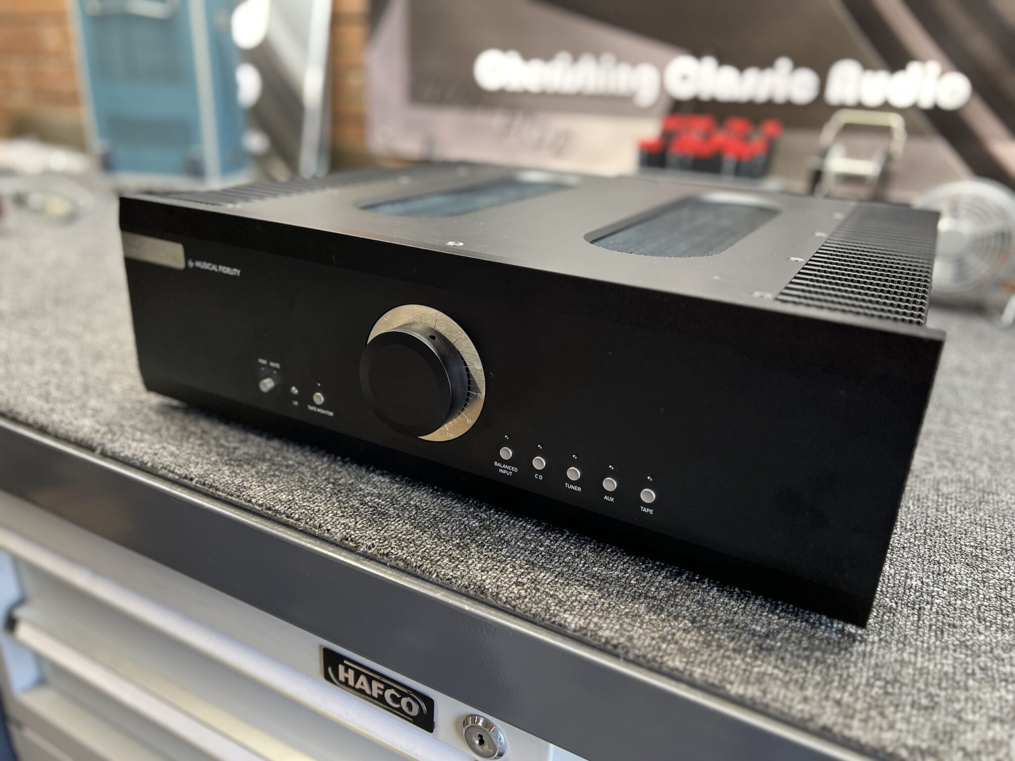 LiQUiD AUDiO | Cherishing Classic Hi-Fi Electronics & Turntables