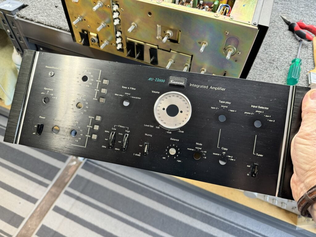 Stunning Sansui AU-11000 Amplifier Resurrection | LiQUiD AUDiO