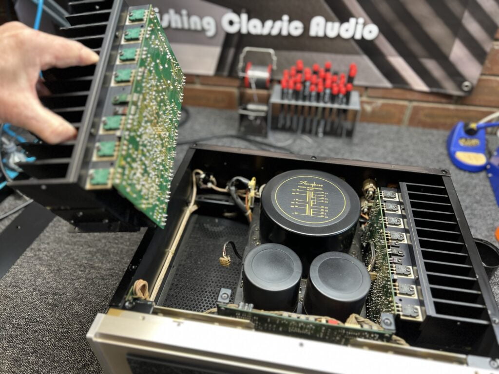 Gorgeous Accuphase P-360 Power Amplifier Overhaul | LiQUiD AUDiO