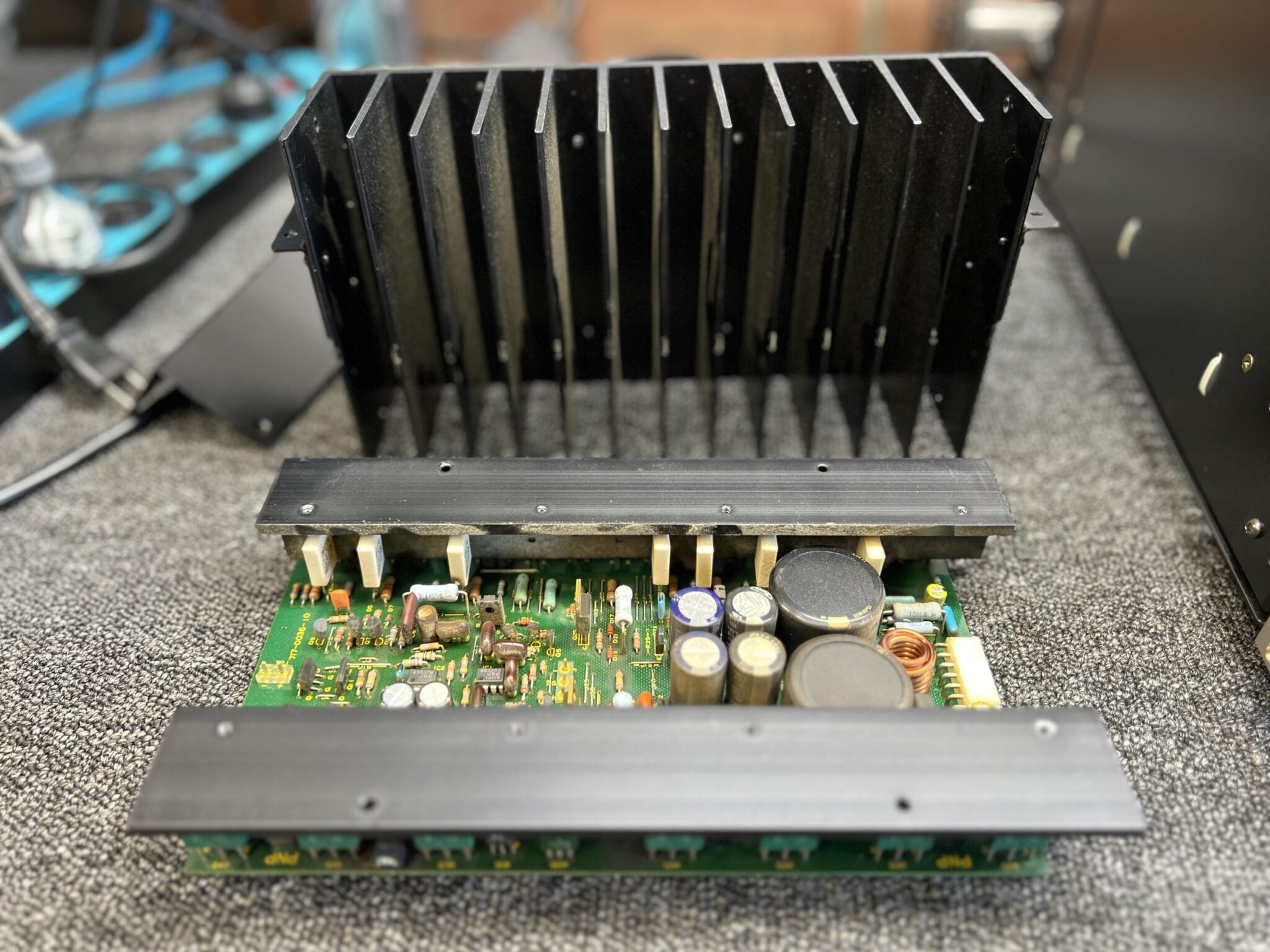 Gorgeous Accuphase P-360 Power Amplifier Overhaul | LiQUiD AUDiO