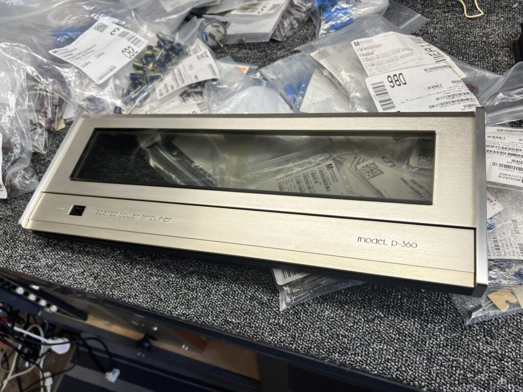 Gorgeous Accuphase P-360 Power Amplifier Overhaul | LiQUiD AUDiO