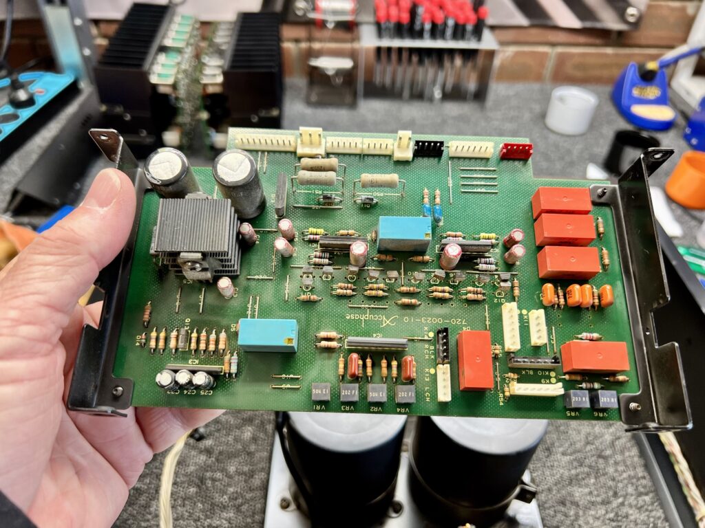 Gorgeous Accuphase P-360 Power Amplifier Overhaul | LiQUiD AUDiO